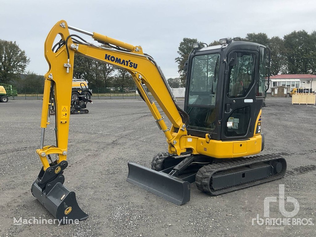 Prodaje se Komatsu PC30MR-5 mini bager na aukciji