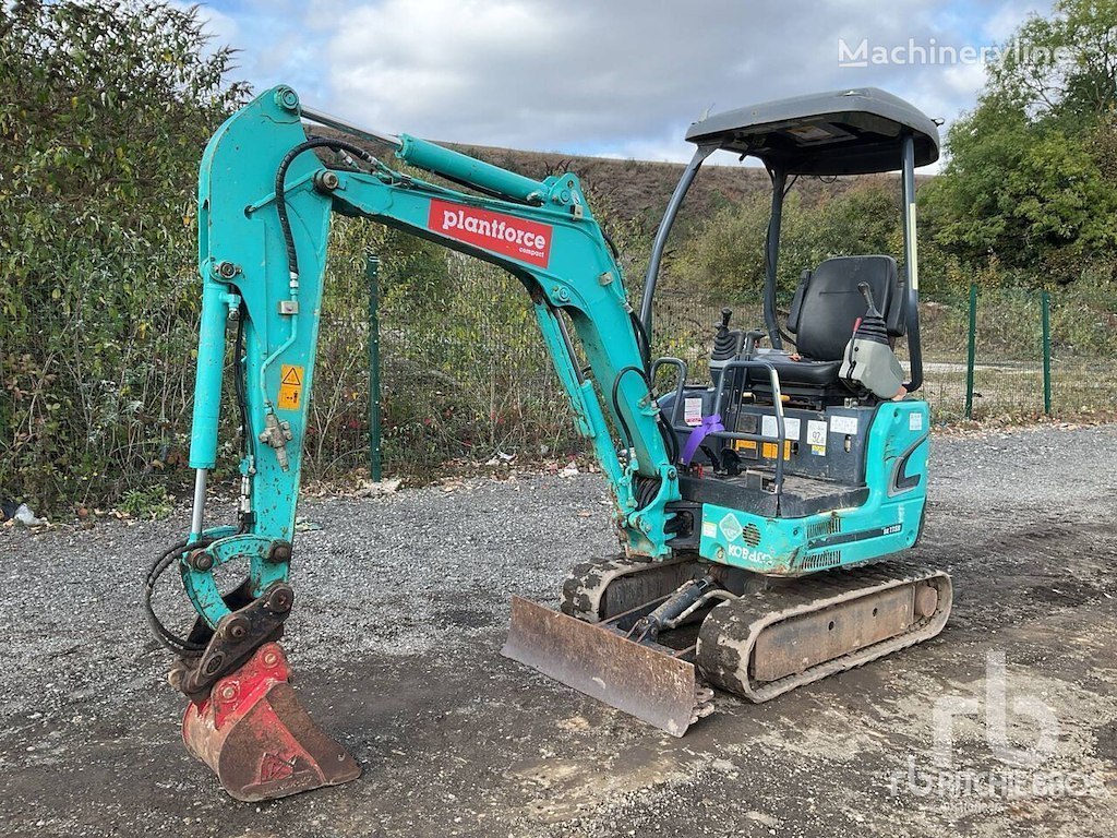 Prodaje se Kobelco SK17SR-3 mini bager na aukciji