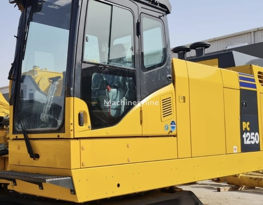 Novi Komatsu PC1250-11 bager guseničar