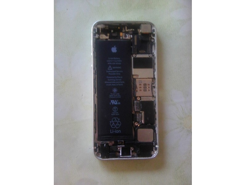 IPhone se A 1723