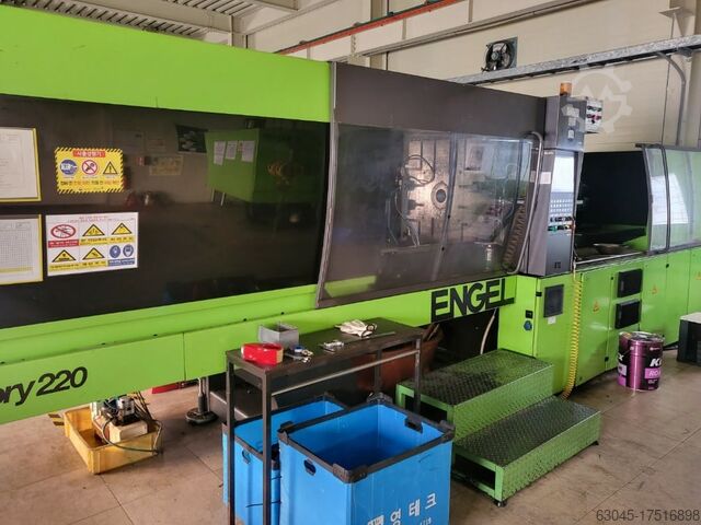 Engel Pobeda 320/220 TECH PRO 2008
Engel Victory 320/220 TECH PRO