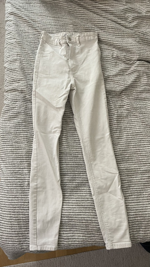 Zara pantalone