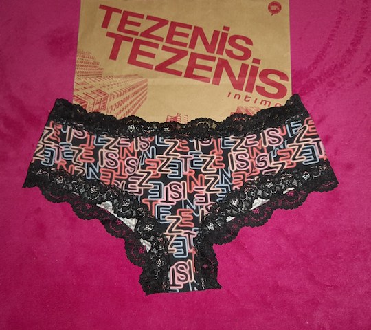 Tezenis sarene brazilke vel M NOVO!