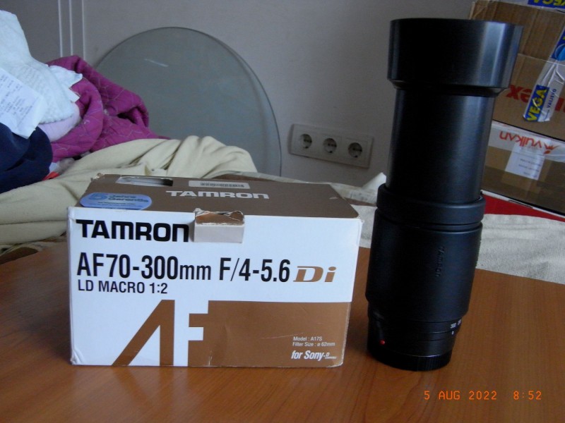 TAMRON AF ZOOM 70-300mm objektiv za SONY ALFA DSLR.