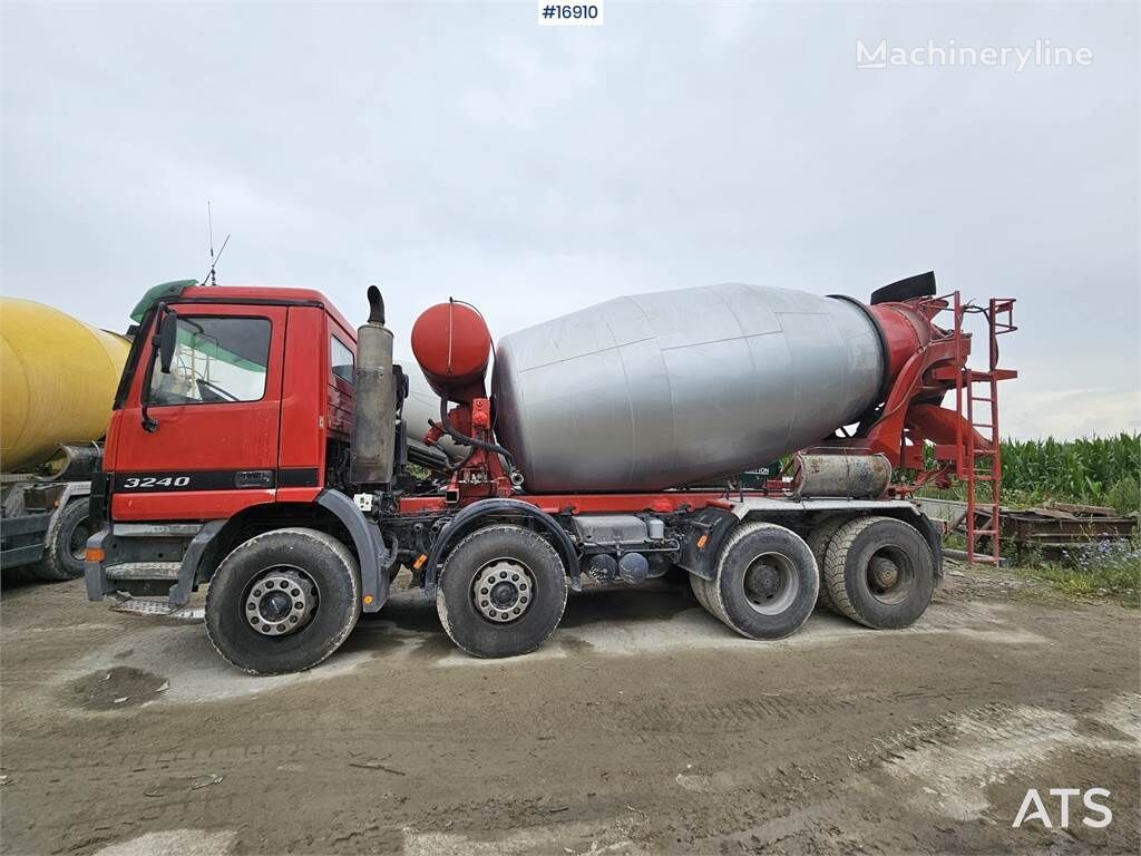 Mercedes-Benz Actros 3240 kamion s mešalicom za beton