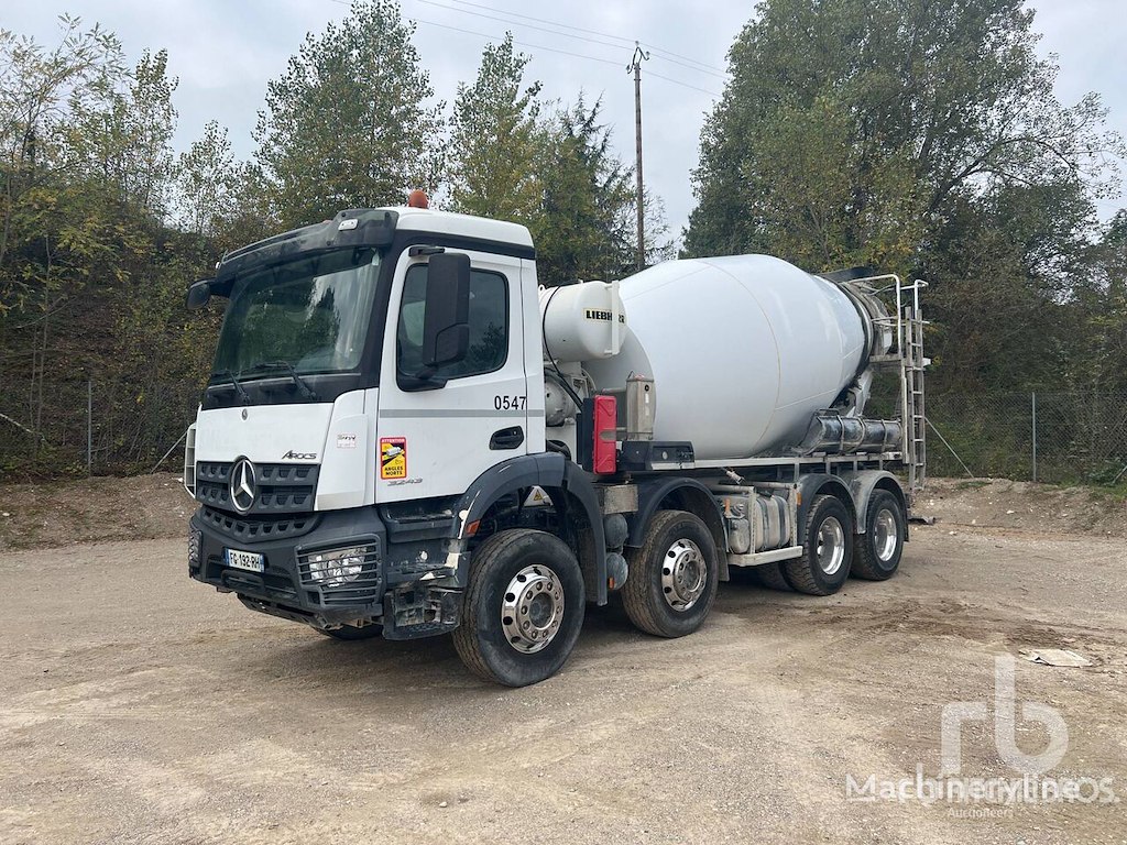 Prodaje se Mercedes-Benz AROCS 3243 8x4 Camion Malaxeur 8x4 kamion s mešalicom za beton na aukciji