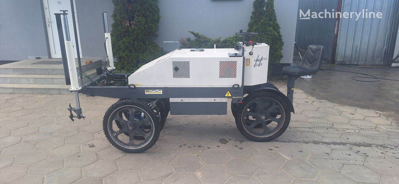 Manipav Laser M2000E finišer za beton