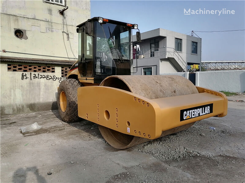 Caterpillar CS683E valjak za asfalt