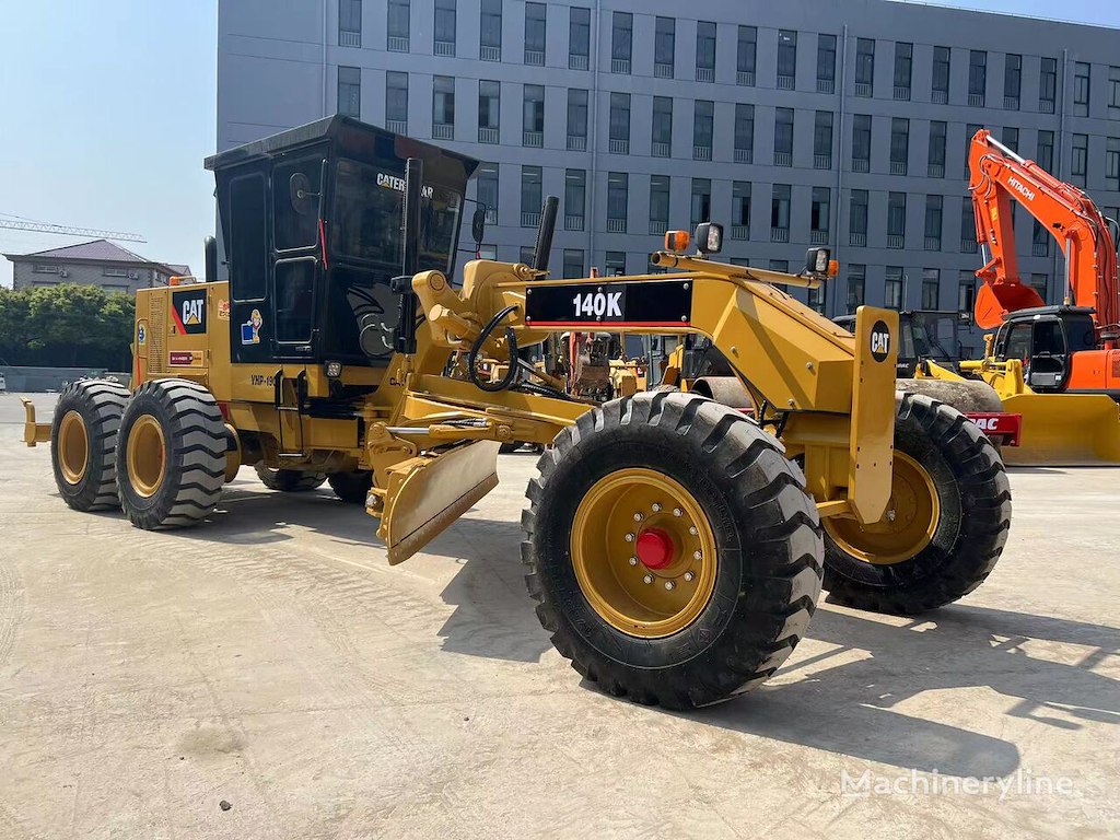 Caterpillar 140K grejder