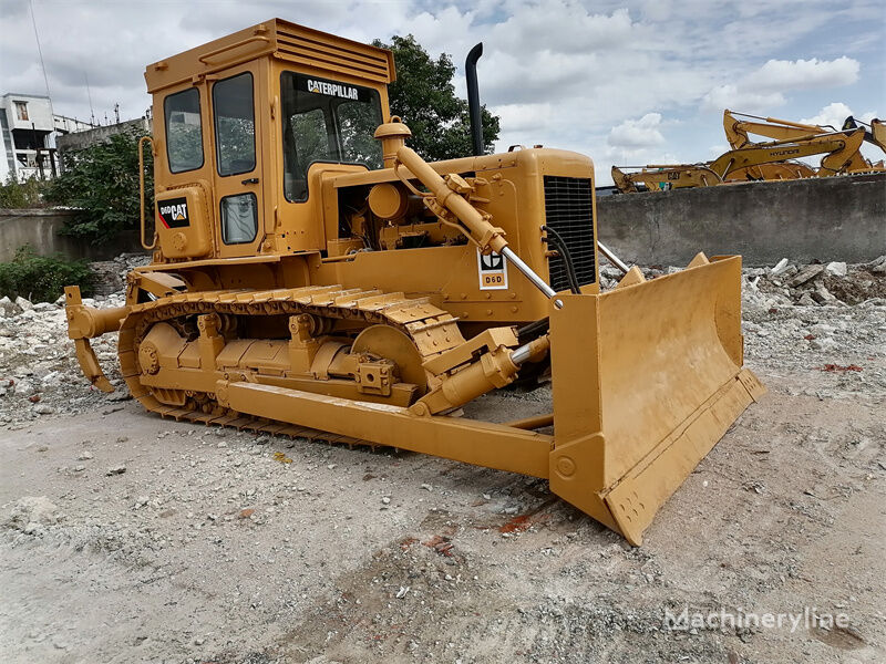 Caterpillar D6D buldožer