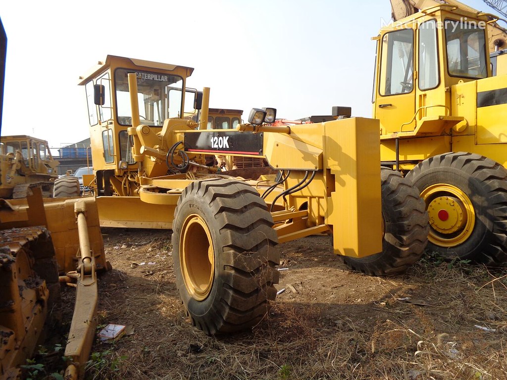 Caterpillar 120K grejder