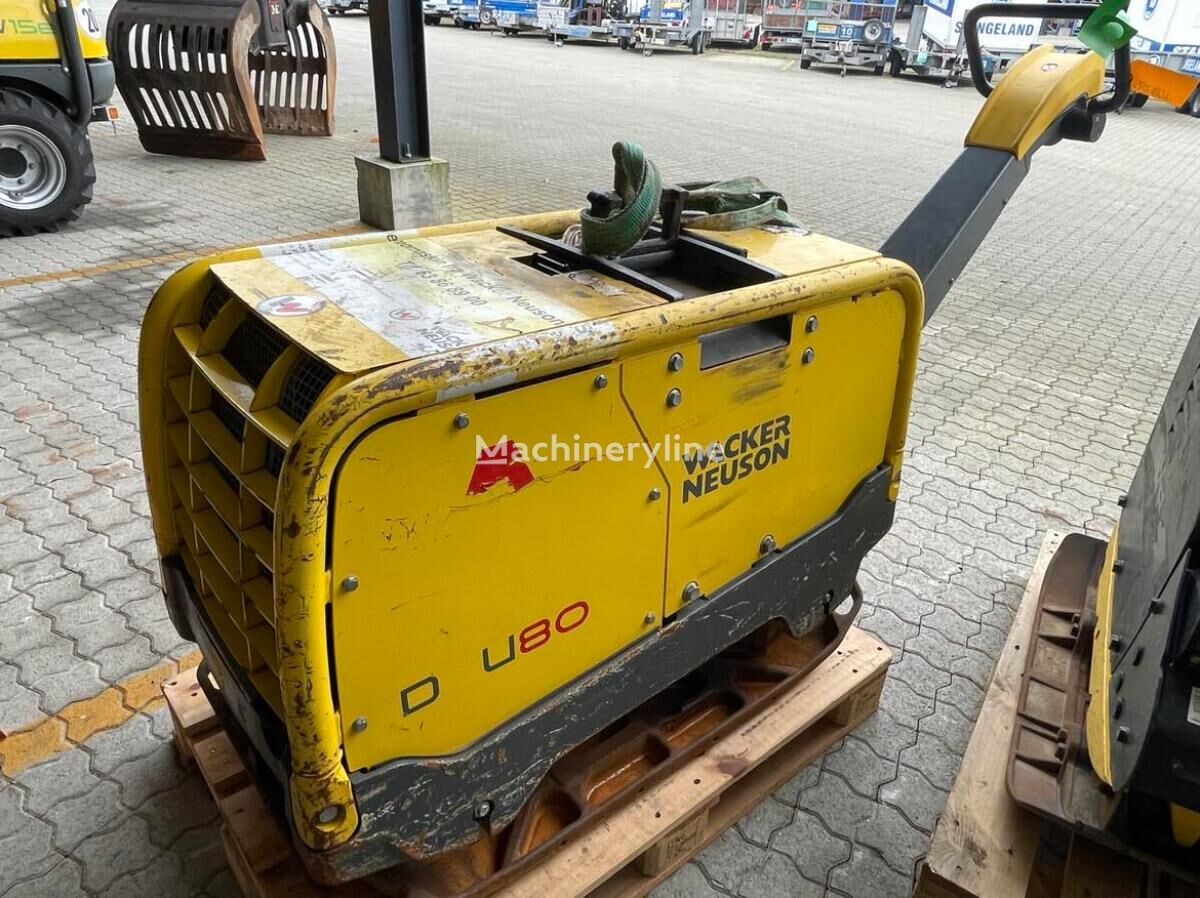 Prodaje se Wacker Neuson DPU80LK vibro ploču na aukciji