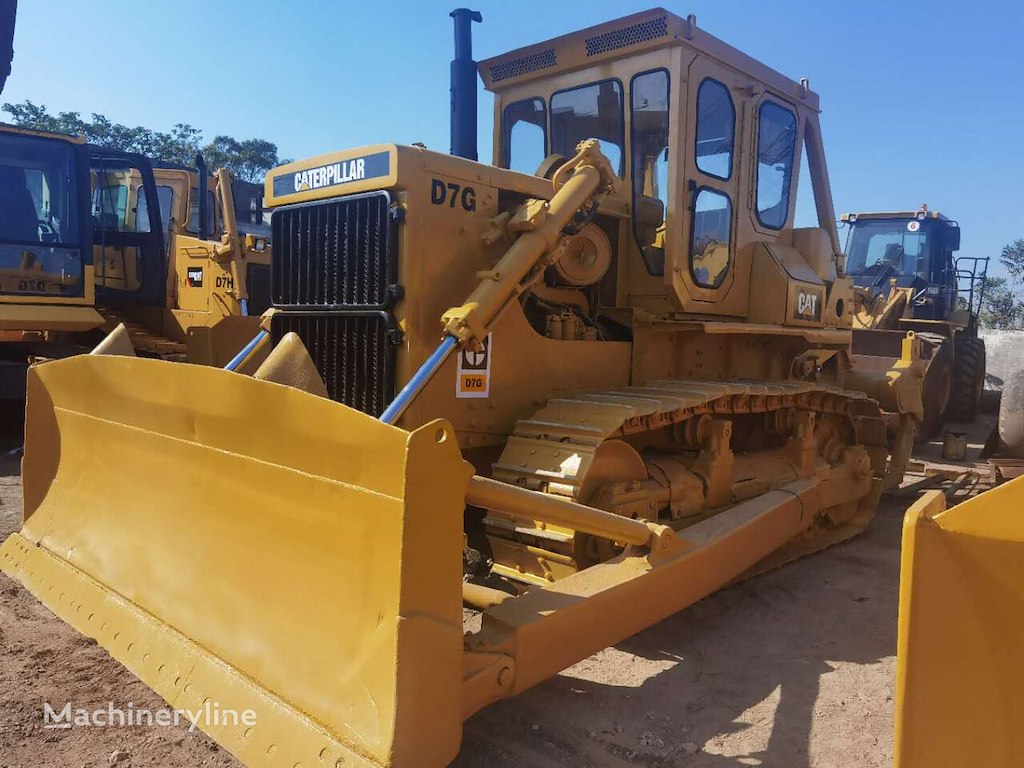 Caterpillar D7G buldožer