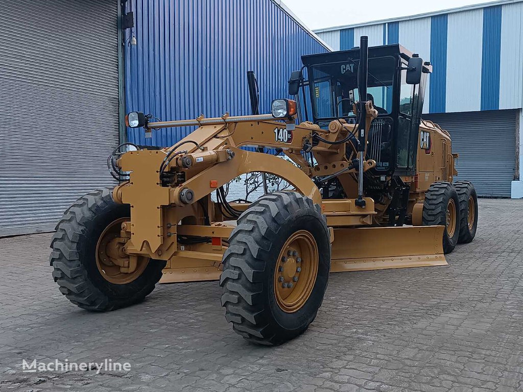 Novi Caterpillar 140GC grejder