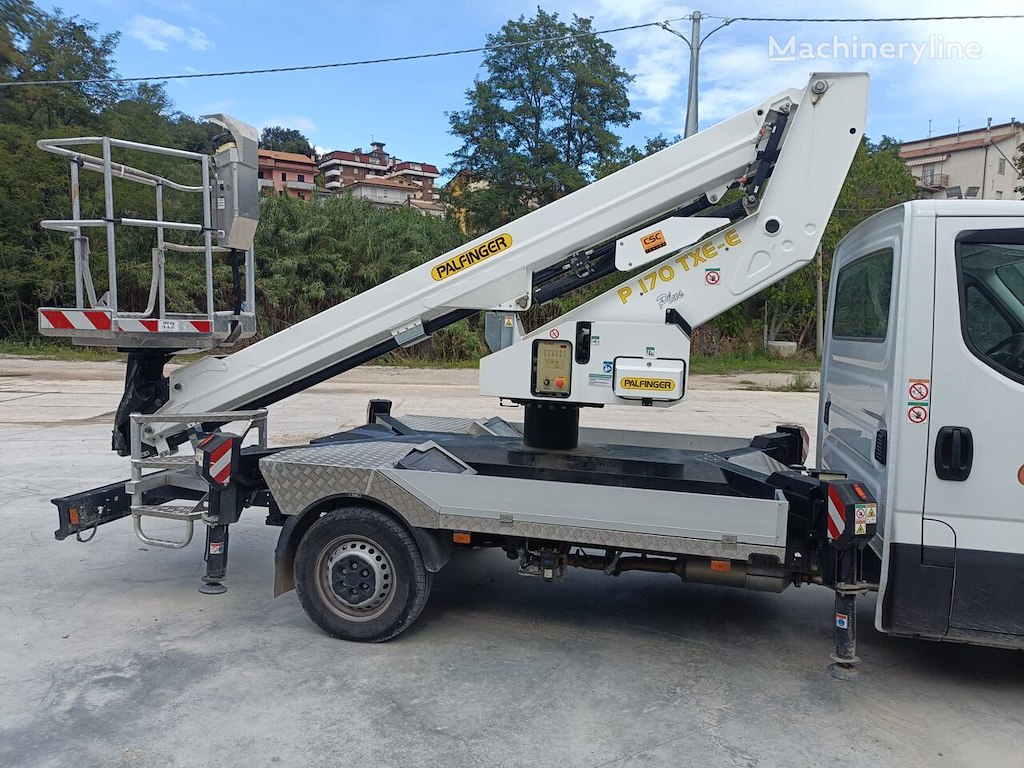 Palfinger P170TXE auto dizalica s korpom