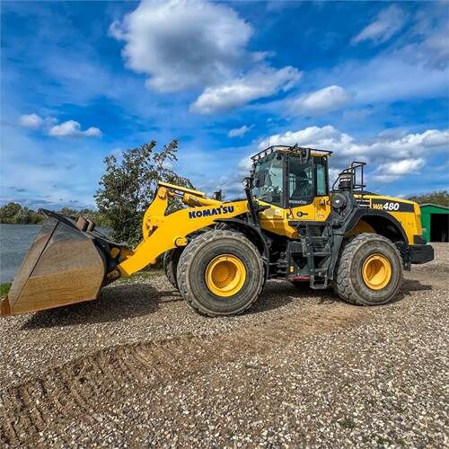 Prodaje se Komatsu WA480-8 prednji utovarivač na aukciji