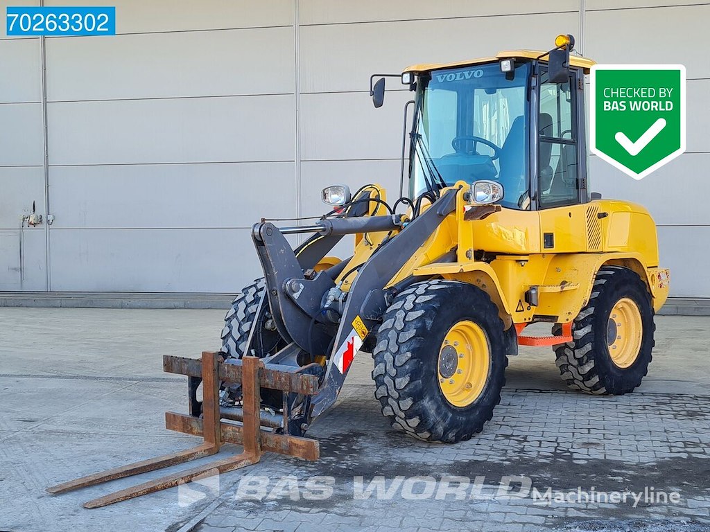 Volvo L30 G prednji utovarivač