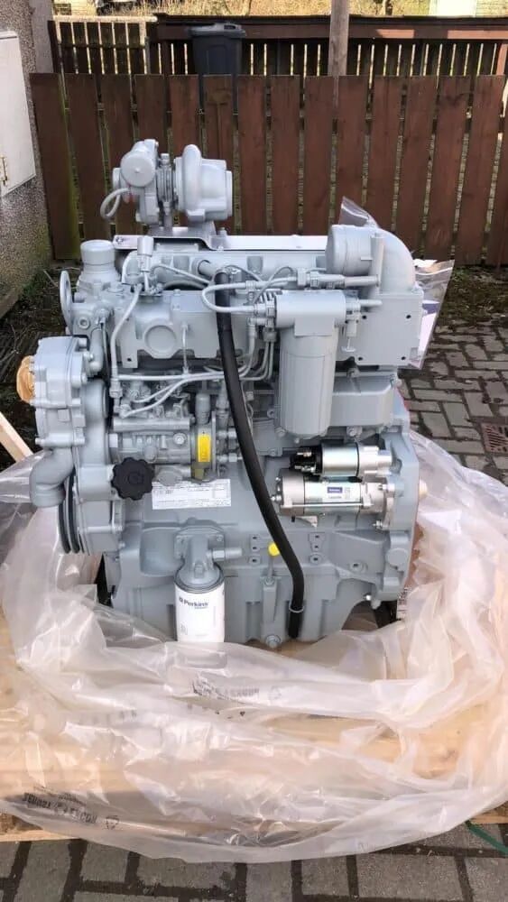 Perkins RJ 1104C-44TA motor za građevinske mašine