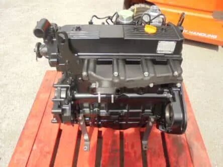 Yanmar 4TNE98 motor za mini bagera