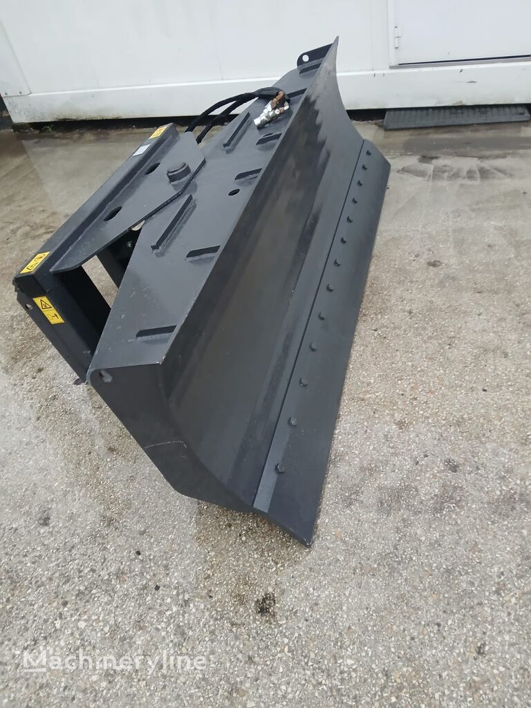 Novi Case Dozer blade mini chargeur raonik