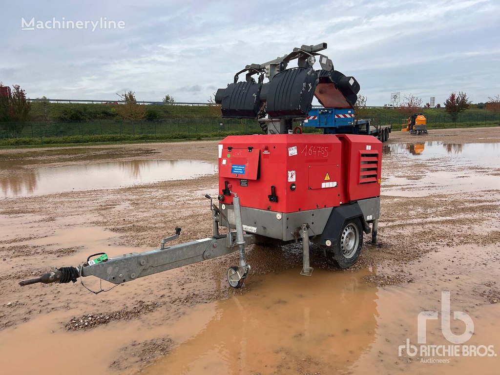 Prodaje se Doosan R1130F Mat D'Eclairage rasvetni toranj na aukciji