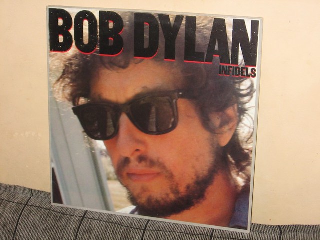 Bob Dylan - Infidels (UK press)