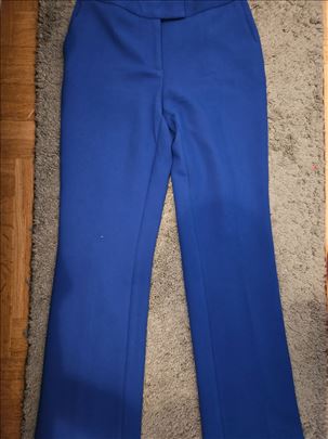 Nove Zara pantalone m velicina