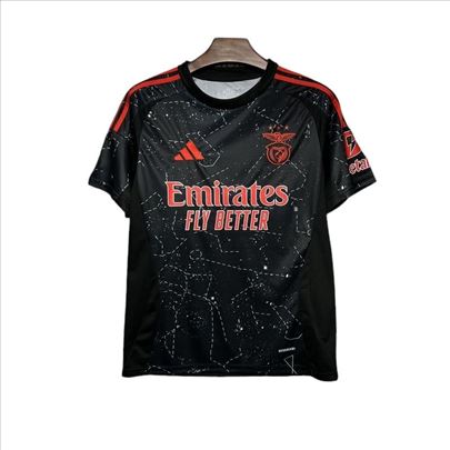 Benfica 2024/2025 gostujući dres