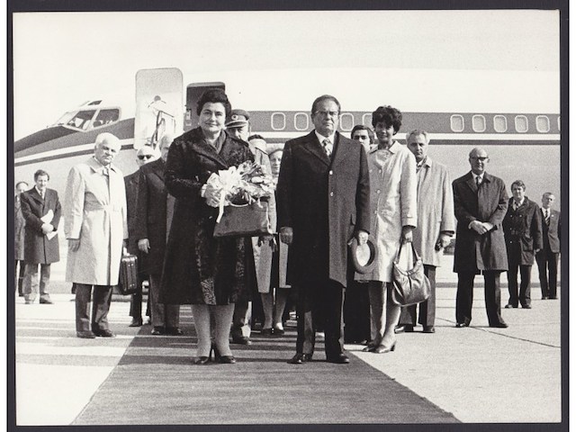 TITO sa JOVANKOM na aerodromu 2 FOTOGRAFIJE