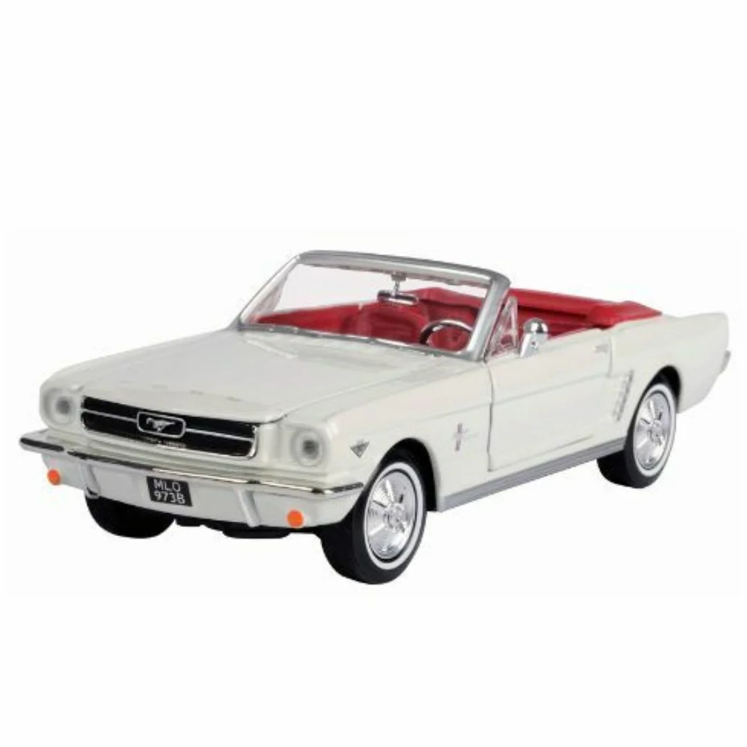 Metalni auto 1:24 1964 JAMES BOND FORD MUSTANG
Metalni auto 1:24 1964 JAMES BOND FORD MUSTANG