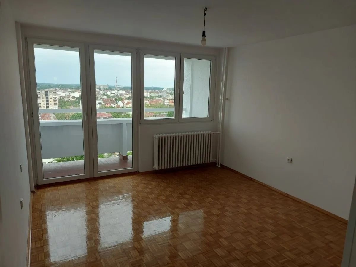 Prodaja, trosoban stan, 61m2, Bulevar Oslobodjenja, Novi Sad, Novi Sad