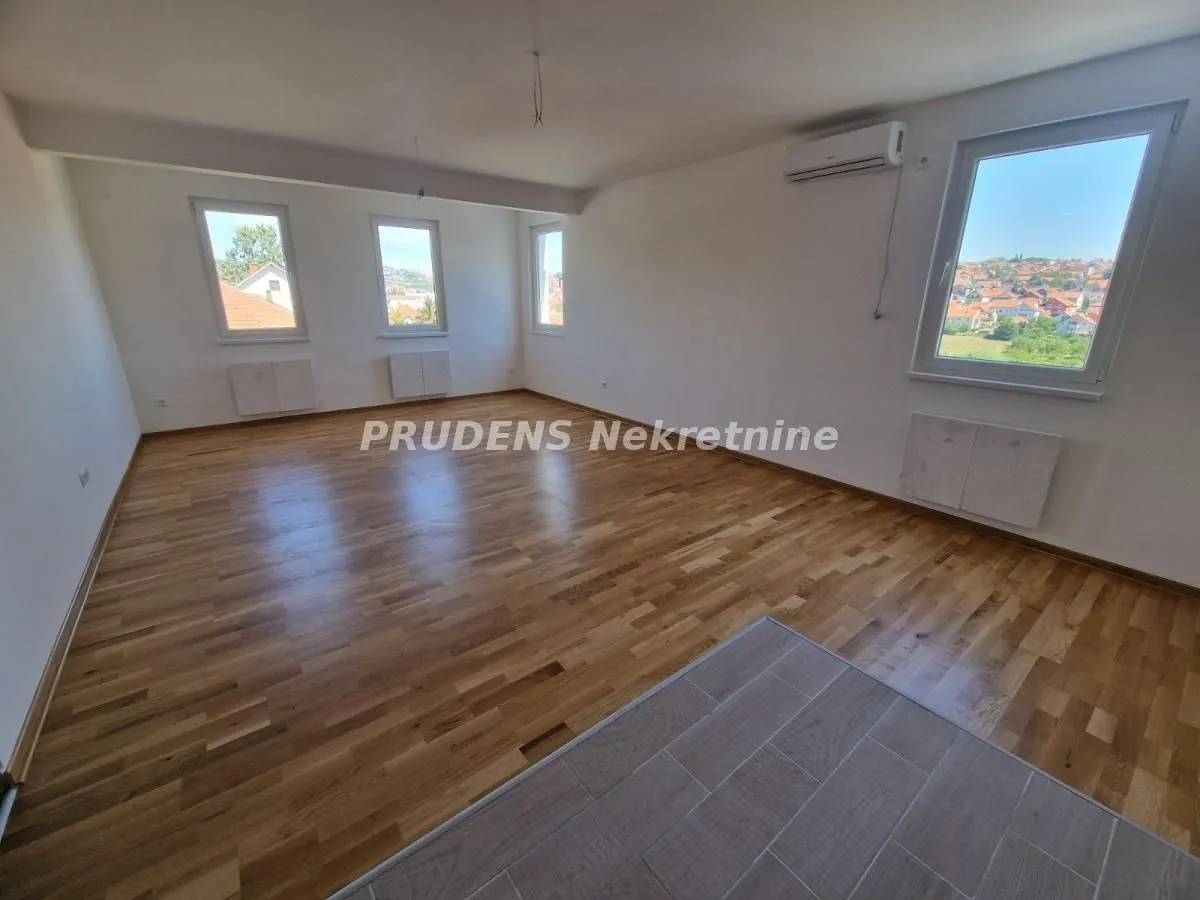 Prodaja, dvosoban stan, 60m2, Kaluđerica, Beograd