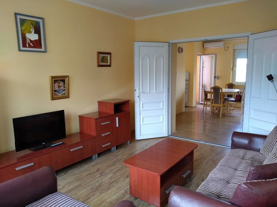 Prodaja, dvosoban stan, 58m2, Zemun Centar, Zemun, Beograd