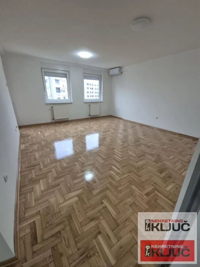 Prodaja, dvosoban stan, 52m2, Bulevar patrijarha Pavla, Novi Sad, Novi Sad