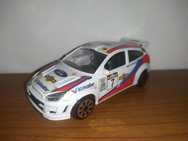 Burago Ford Focus 1/43