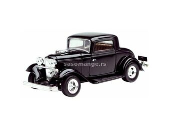 Metalni auto 1:24 1932 FORD COUPE