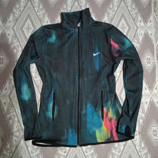 NIKE duks vel L