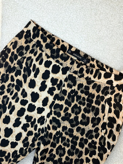 ZARA animal print pantalone