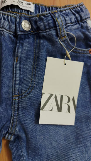 Zara farmerke s etiketom 86