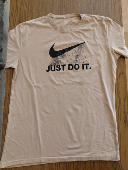 Muška Nike majica
