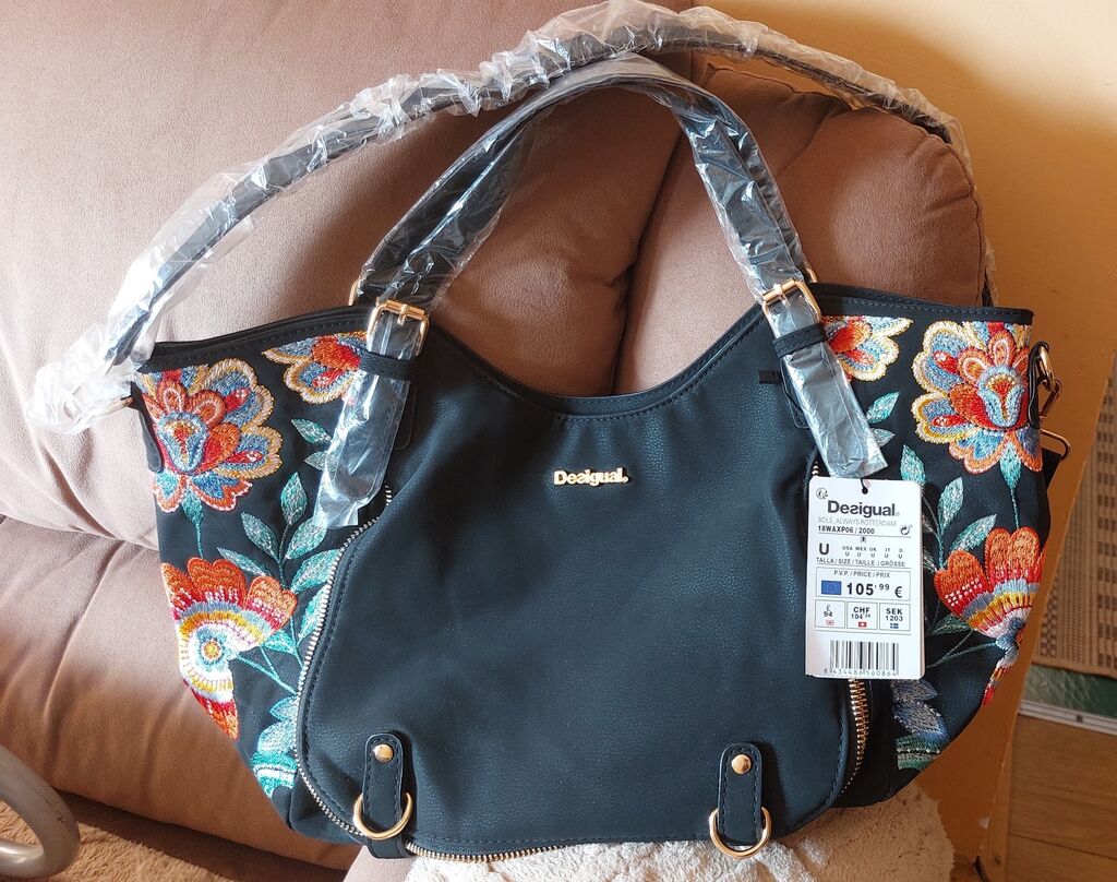 Torba za rame, Desigual