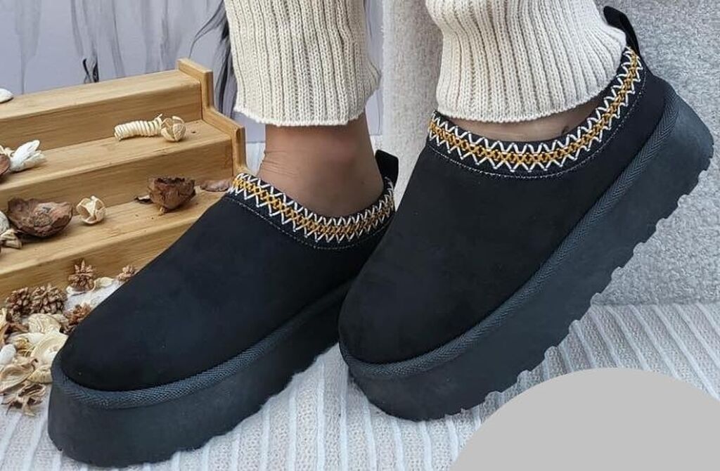 Ugg mini čizme, 40