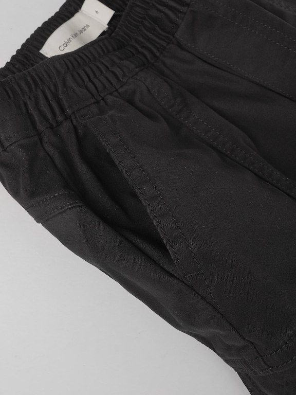 PANTALONE ZA DECAKE CALVIN KLEIN