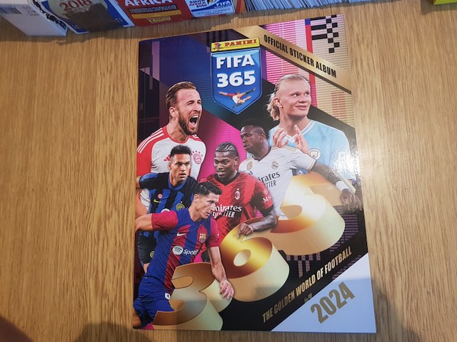 Prazan album - FIFA 365 2024 (Panini),sa slicicama