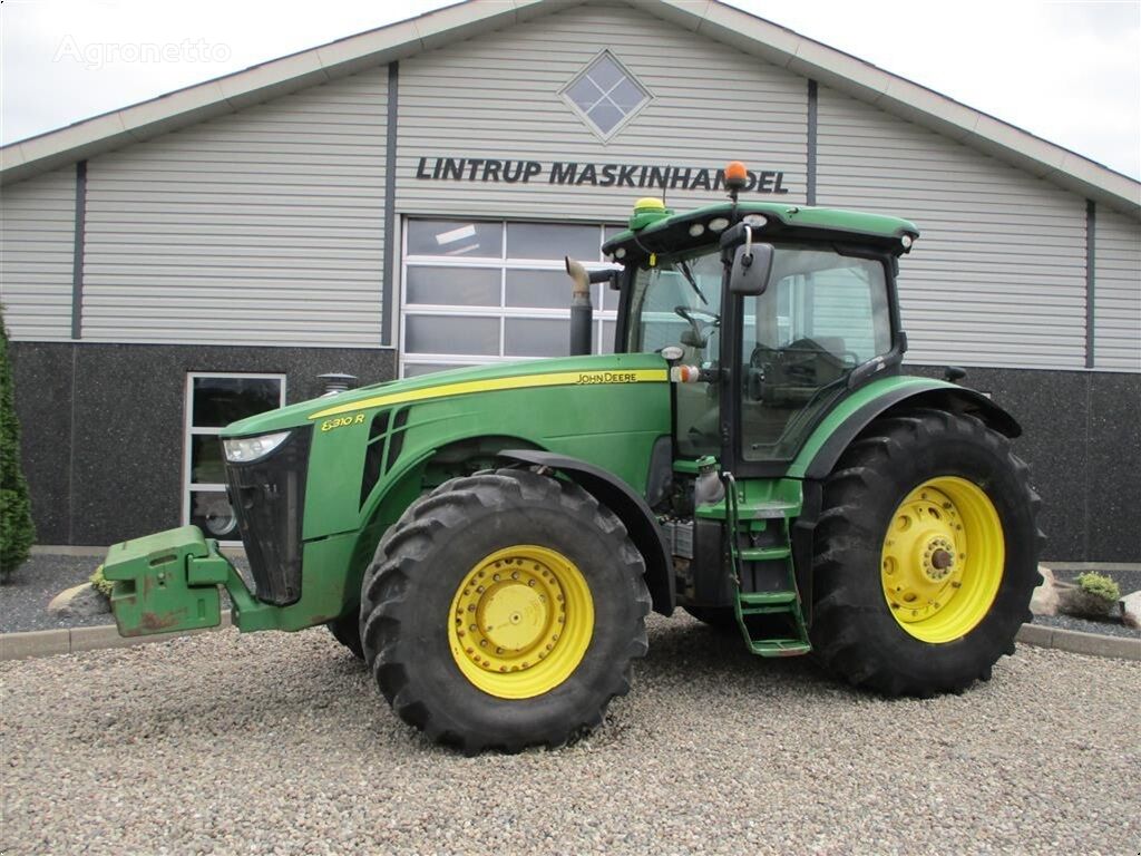 John Deere 8310R Powershift og stor vægt pakke. Evt med GPS anlæg på traktor točkaš