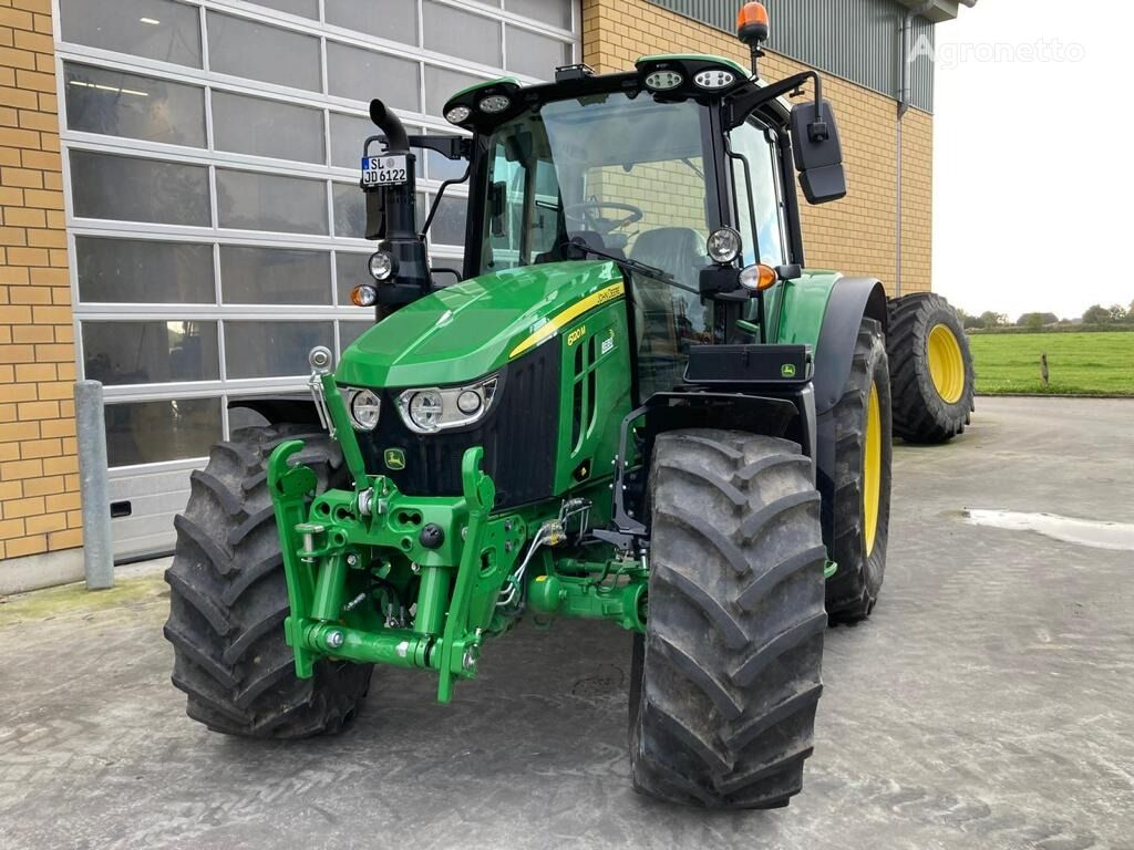 John Deere 6120M traktor točkaš