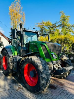 Fendt 828 VARIO PROFI PLUS traktor točkaš