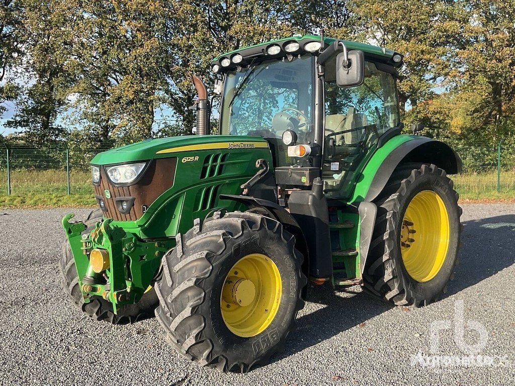 Prodaje se John Deere 6125R traktor točkaš na aukciji