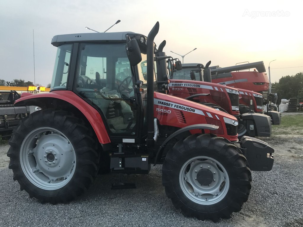 Massey Ferguson 5450 traktor točkaš