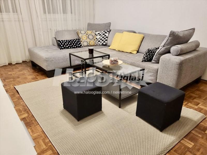 Novi Beograd - Stari merkator #59742 950 €